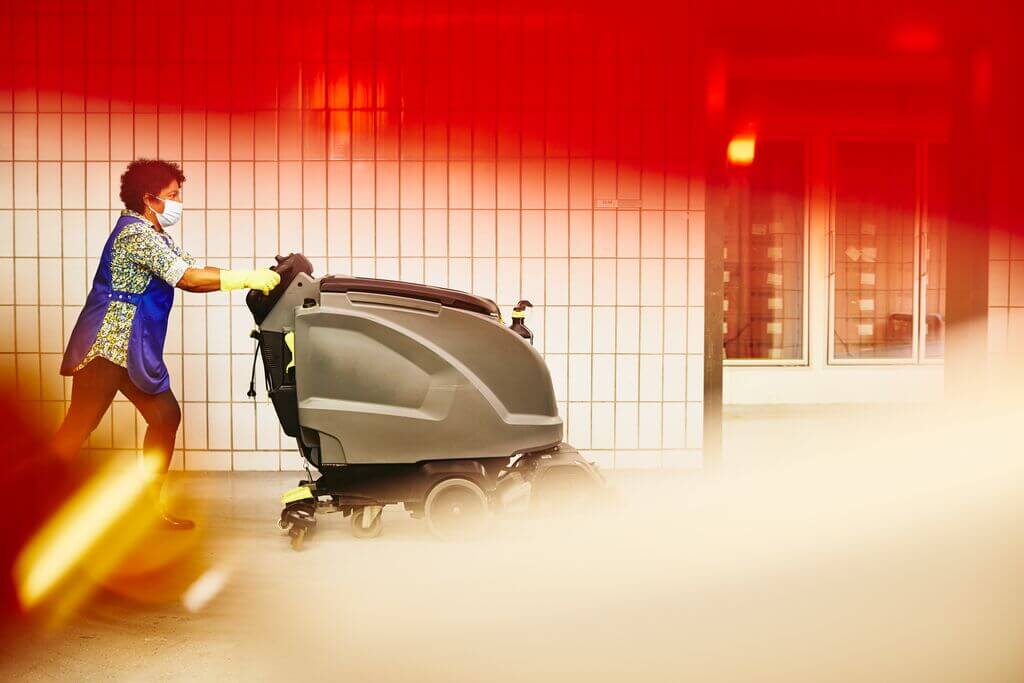 Working as a janitor | Randstad Canada