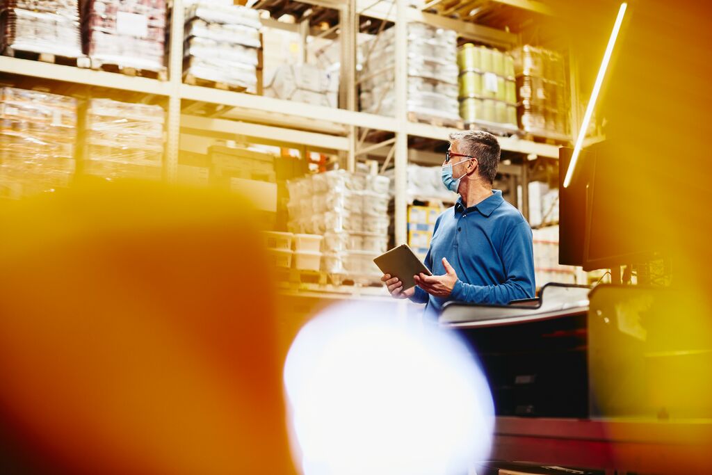 Working as a Mailroom Clerk | Randstad Canada