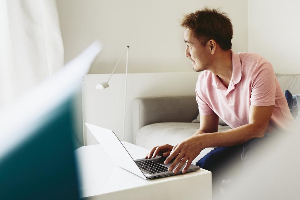 Finding a Job After a Layoff: Expert Tips | Randstad Canada