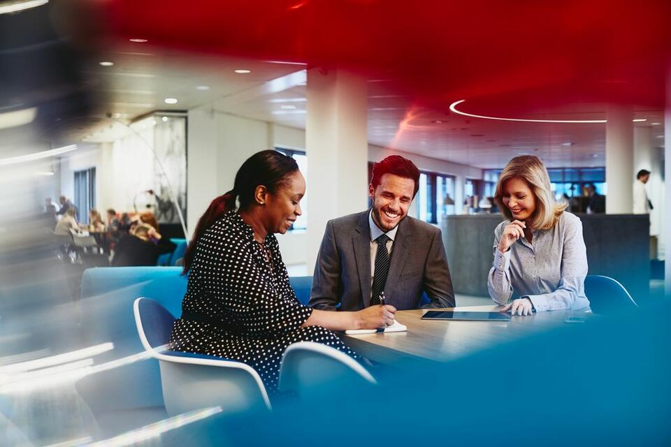 Travailler en tant que technicien comptable | Randstad Canada