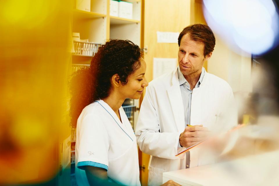 Stay healthy at work during cold and flu season | Randstad Canada